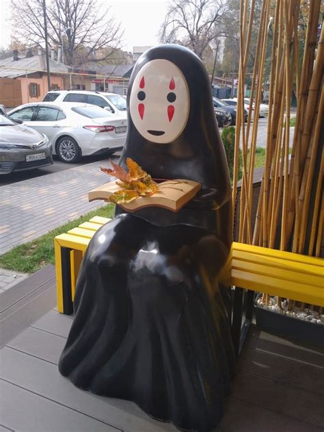 Аниме кофейня унесенные призраками безликий