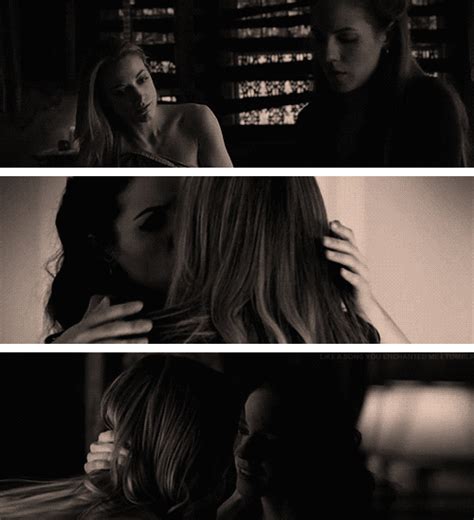 Zoie Palmer E Anna Silk  Anna Silk From Lost Girl Washing A