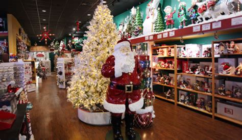 AΝΟΙΓΟΥΝ ΣΗΜΕΡΑ ΔΕΥΤΕΡΑ ΤΑ ΚΑΤΑΣΤΗΜΑΤΑ ΜΕ ΧΡΙΣΤΟΥΓΕΝΝΙΑΤΙΚΑ ΕΙΔΗ