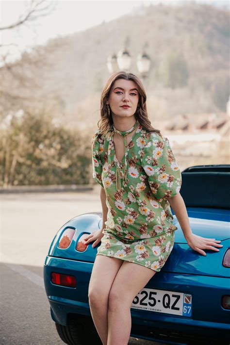 Telegraph Girl Model Set Photos Download The Best Free Telegraph Girl