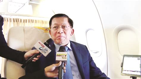 နိုင်ငံတော်စီမံအုပ်ချုပ်ရေးကောင်စီဥက္ကဋ္ဌ နိုင်ငံတော်ဝန်ကြီးချုပ် ဗိုလ်ချုပ်မှူးကြီး မင်းအောင်လ