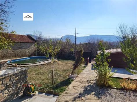 Нова Къща с 3 спални и басейн в хубаво балканско село с Славейково Област Габрово