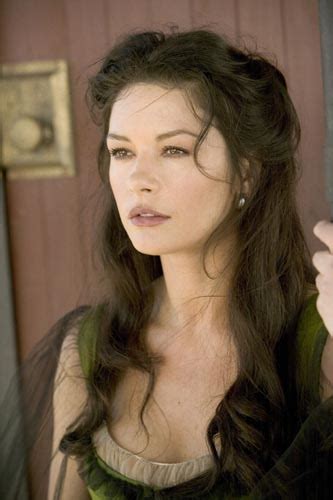 Zeta Jones Catherine The Mask Of Zorro Photo