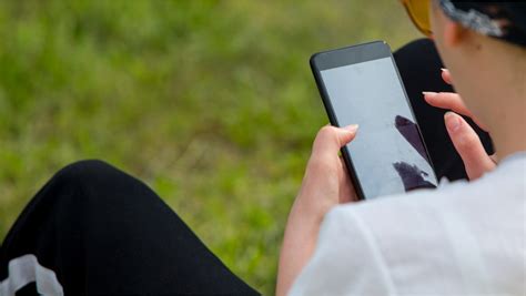 What Are The Physical Effects Of Excessive Smartphone Use