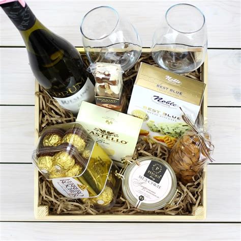 Подарок для гурманов Подарочная корзина на день рождения Подарки на день рождения девушки