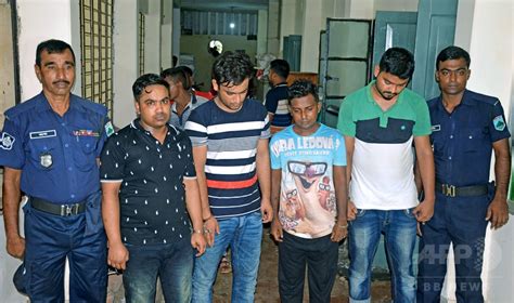 10代少女性的暴行で4人逮捕、母娘を無理やり剃髪 バングラデシュ 写真2枚 国際ニュース：afpbb News