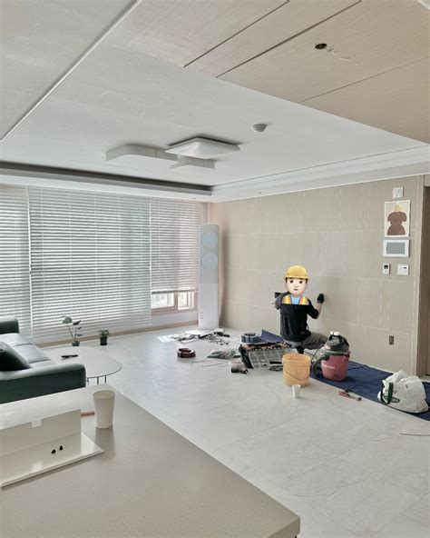 서유닝🕊 집앞에 꽃트럭 온날 🌷🚛 집으로 오는길에 예비반려인이 한묶음 사줬다 오천원의 행복이었던날 💞 로또를 위한 펫스툴도 와서 빨리 반응 보고시퍼 🐶💭 집꾸미기