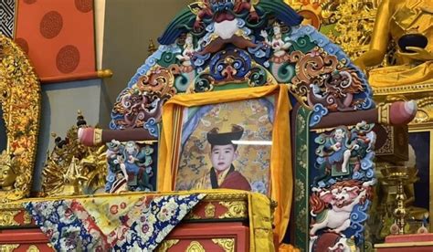 Х Богдын хөрөг дүрийг арслан ширээнд залах зарлиг гаргалаа