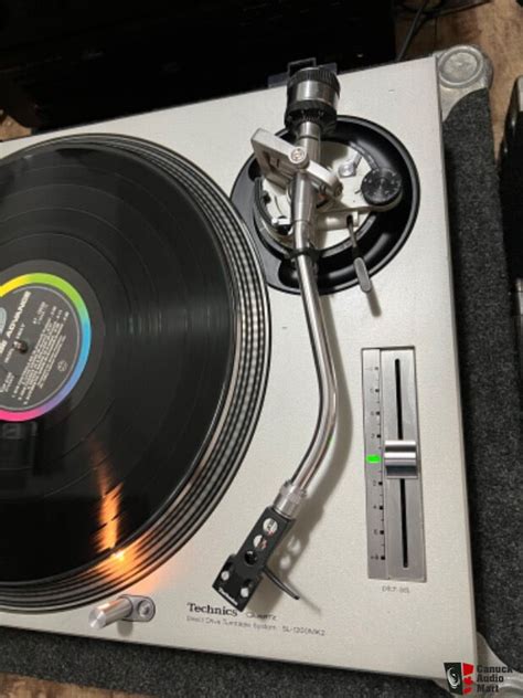 Technics SL 1200 MK 2 MK II Turntable W Optional Hard Travel Case Photo 4048823 US Audio Mart