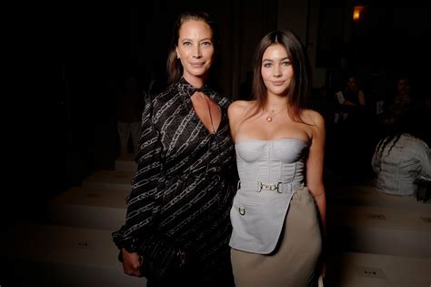 Christy Turlingtons Daughter Grace Burns Makes Milan Fashion Week Runway Debut