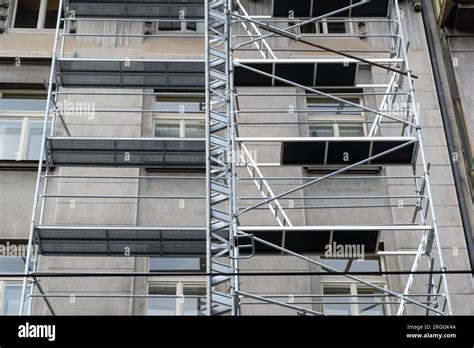 Assembled Scaffolding Construction Technology For Tall Buildings