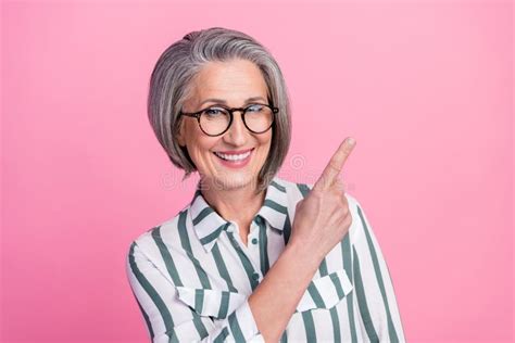 Photo Of Beautiful Agent Retired Old Experienced Businesswoman Direct