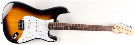 Barry Gibb Signed 39 Electric Guitar Psa Coa Pristine Auction