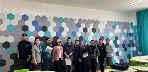 “Говийн Оюу Хөгжлийг Дэмжих Сан” ийн санхүүжилтээр Ханбогд сумын сургуулиудад англи хэлний