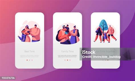 행복 한 가족 사람들 모바일 앱 페이지 온보드 화면 설정 아빠 어머니와 아들 캐릭터 관계 부모와 아이 함께 부모의 개념 웹 사이트 또는 웹 페이지 편평한 만화 벡터 일러스트