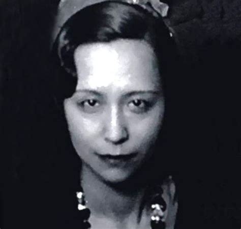黄逸梵是张爱玲的母亲，比张爱玲更传奇，晚年在地下室孤独离世百科ta说