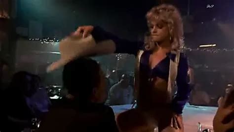 Mena Suvari Nude Porn Videos And Sex Tapes Xhamster