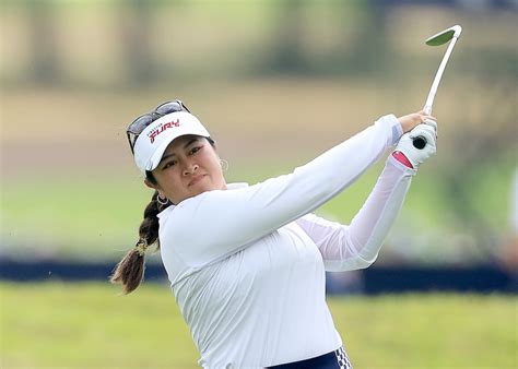 As Contender In Womens Open Major Winner Lilia Vu Battles The Weight