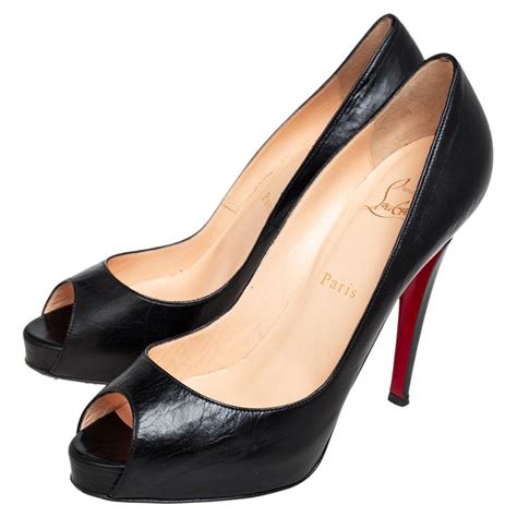 Christian Louboutin Black Leather Very Prive Peep Toe Pumps Size 38 5