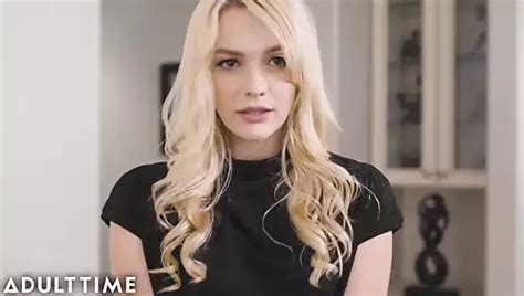 Echte Futanari Rika Fane Zuigt Haar Futa Stiefzus Af Xhamster