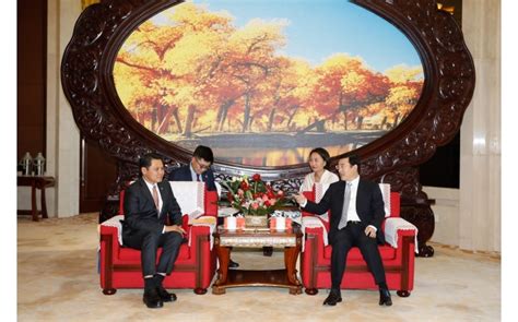 Монгол Улсаас БНХАУ ын ӨМӨЗО ы Хөххотод суугаа Ерөнхий консулын газар