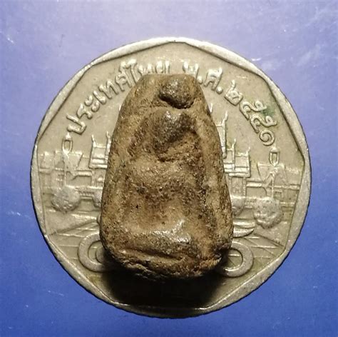 พระนางพิจิตร กรุบ้านกล้วย พระกรุขนาดเล็กพุทธคุณสูง พระประสบการณ์ดีเป็นที่เก็บหา บูชาติดตัว Ennxo