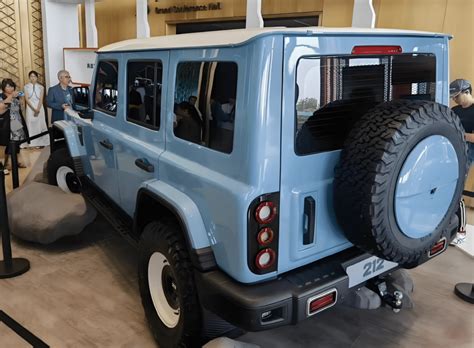 بازگشت خودرو ۲۱۲ با ظاهری شبیه به مرسدس بنز جی کلاس