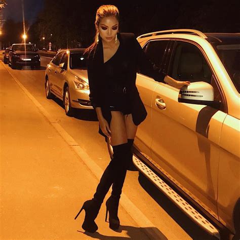 Сексуальная красотка Эрогенная зона 18