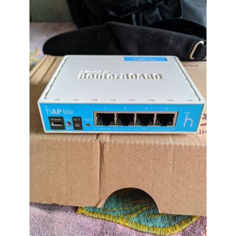 Jual MiKrotik Router Wireless RB941 2nD HAP Lite Shopee Indonesia