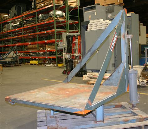 Conair 120 005 Pneumatic Gaylord Box Tilter
