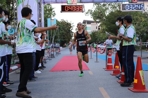 VRU RUN วงดวยใจ ใหดวยรก ครบรอบ ป วไลยอลงกรณ งานสอสารองคการและการตลาด