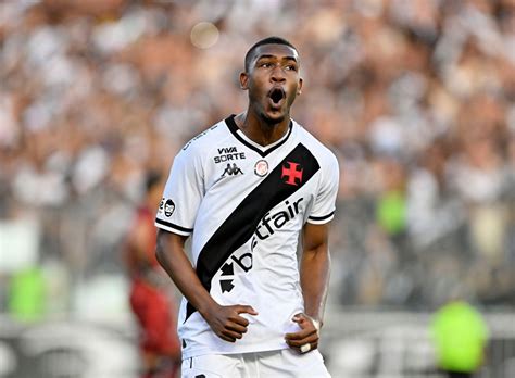 Rayan €25m Offer Rejected As Tottenham And Arsenal Hover