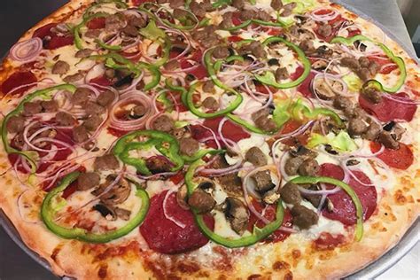Sf Hole In The Wall Pizza Marina San Francisco Menus And Pictures