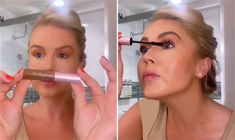 رازهای زیبایی کارولین لیویت؛ سخنگوی کاخ سفید از چه محصولات آرایشی