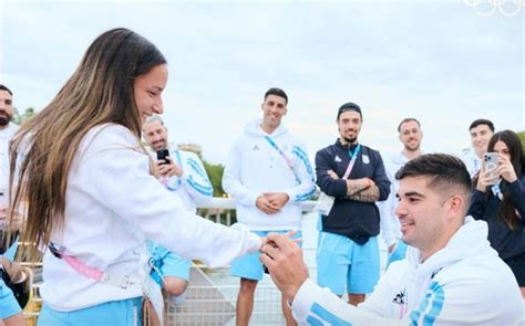 Jo Pablo Simonet Fait Sa Demande En Mariage Au Village Olympique