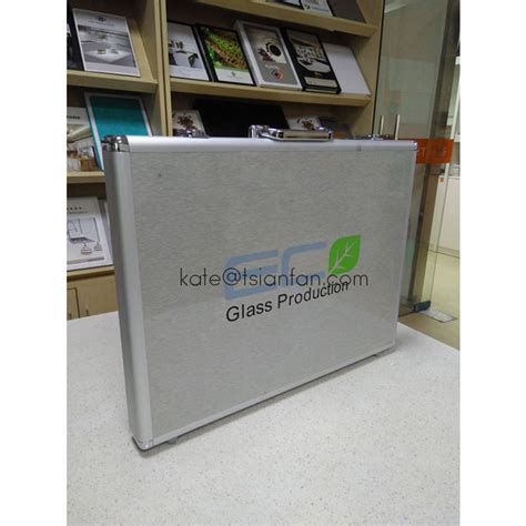 Glass Sample Display Aluminium Suitcaseclassic Style Px626 Chinese
