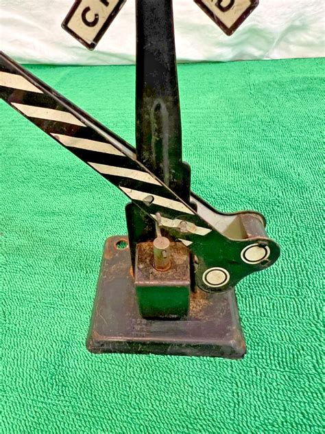 Pair Of Vintage Marx Railroad Crossing Gates Signals Ebay