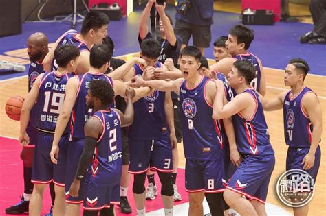 Nbl｜外援琼斯狂取47分 香港金牛反勝武漢錕鵬豪取六連勝