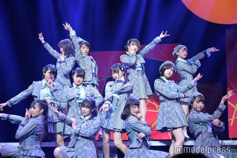 Akb48チーム8、キスシーン連発＆過激なセリフも 単独舞台に挑戦＜kiss Kiss Kiss＞ モデルプレス