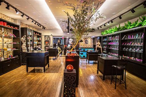 Sex Shop Quente Caliente Abre Segunda Loja Em Goi Nia Por A