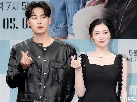 [포토] 권화운 임주은 포즈 취하는 중