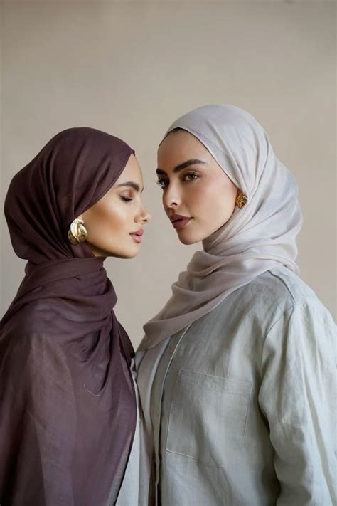 Modal Hijabs Available In Different Colours Hijab Trends Hijab