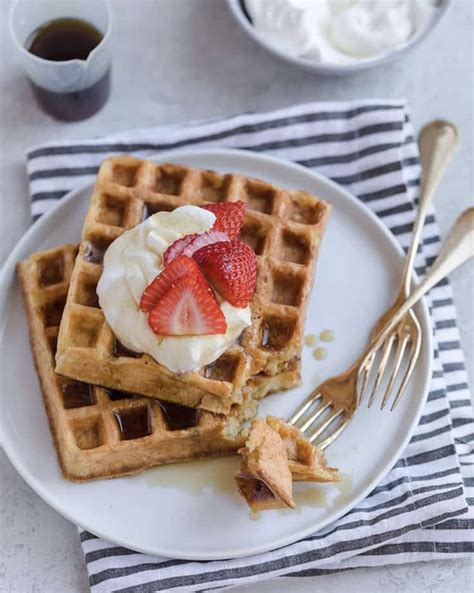 ბელგიური ვაფლის რეცეპტი ბედნიერი დღის გემრიელი დასაწყისი Feedc