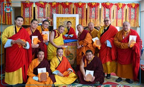 Хоосон чанар Монголын Бурханы Шашны Тэргүүн Оройн дээд