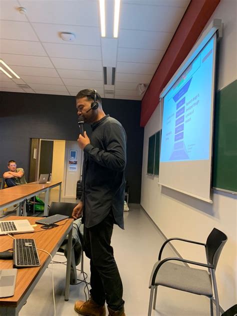 Influencer Durwin Lynch Share2uplift