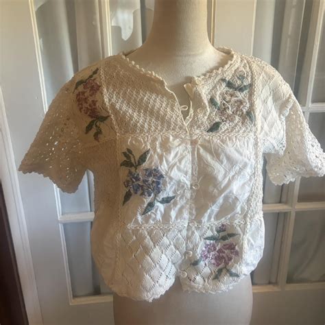 Vintage Adorable White Lace Button Up Top With Depop