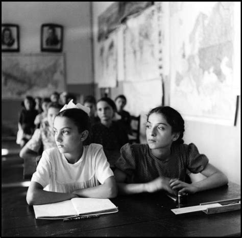 თბილისი 1947 დედაქალაქი რობერტ კაპას ფოტოობიექტივში Allnews Ge