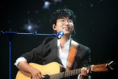 가수 박창근 대표 팬카페 포그니 지파운데이션에 기부···취약계층 지원