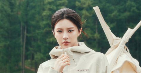 디스커버리 익스페디션 배우 고윤정과 함께한 베르텍스 화보 공개