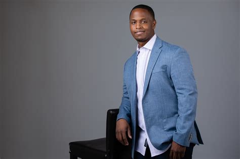 This Ai Entrepreneur Used Linkedin To Raise 13 8m